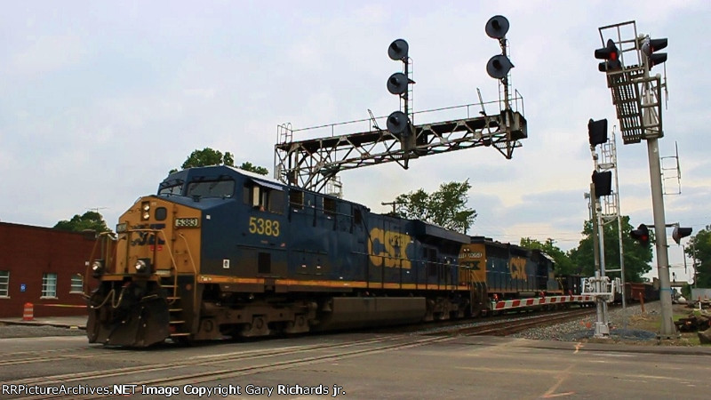 CSX 5383 & 8058